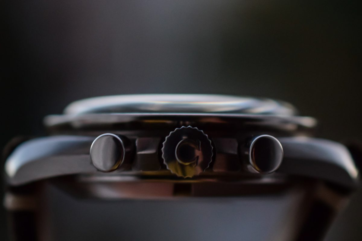 Hands-On: Omega Speedmaster - ATELIER DE GRIFF